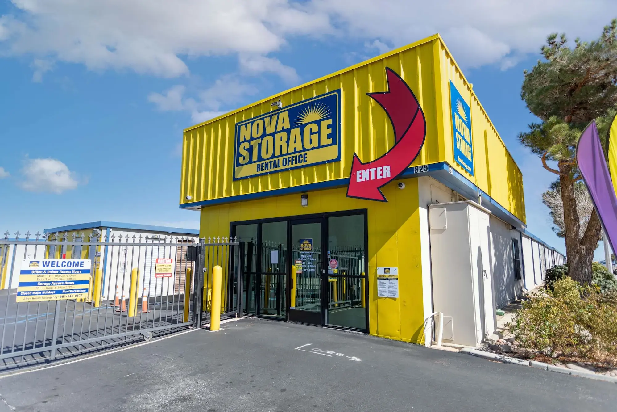 Self Storage Units in Lancaster, CA | Nova Storage